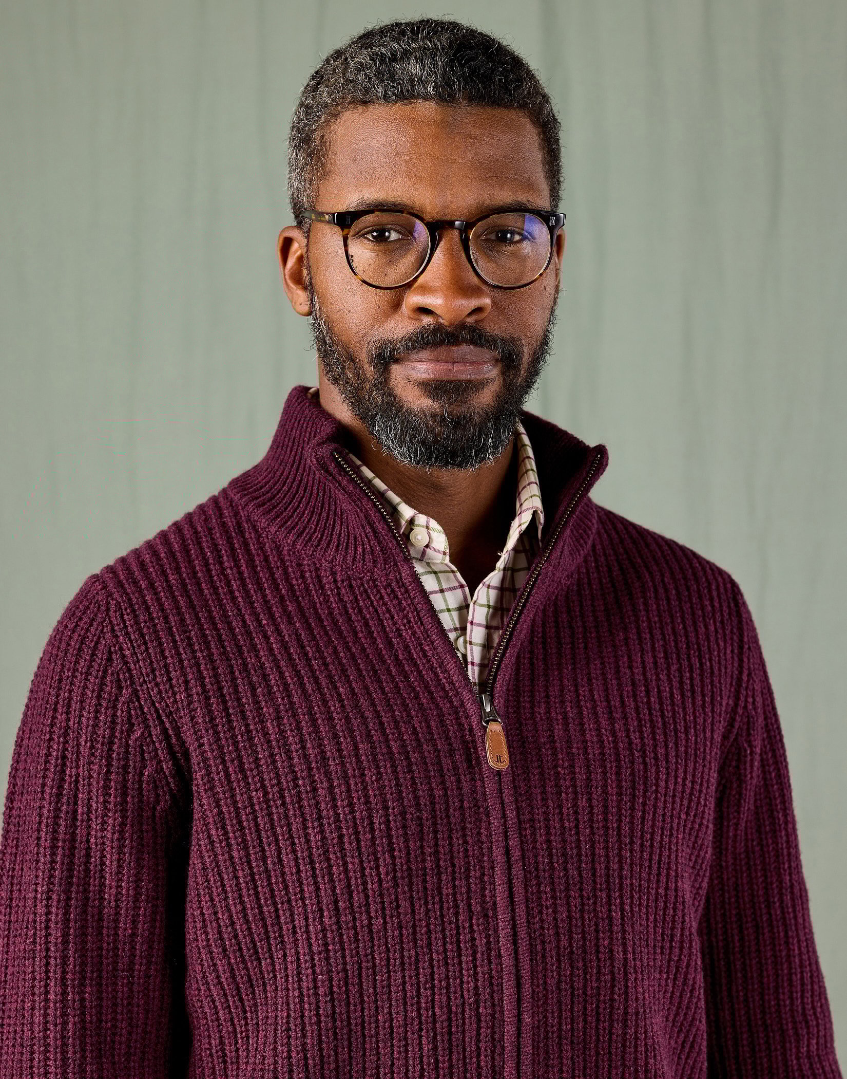 Lambswool Whitby Zip Cardigan - Burgundy